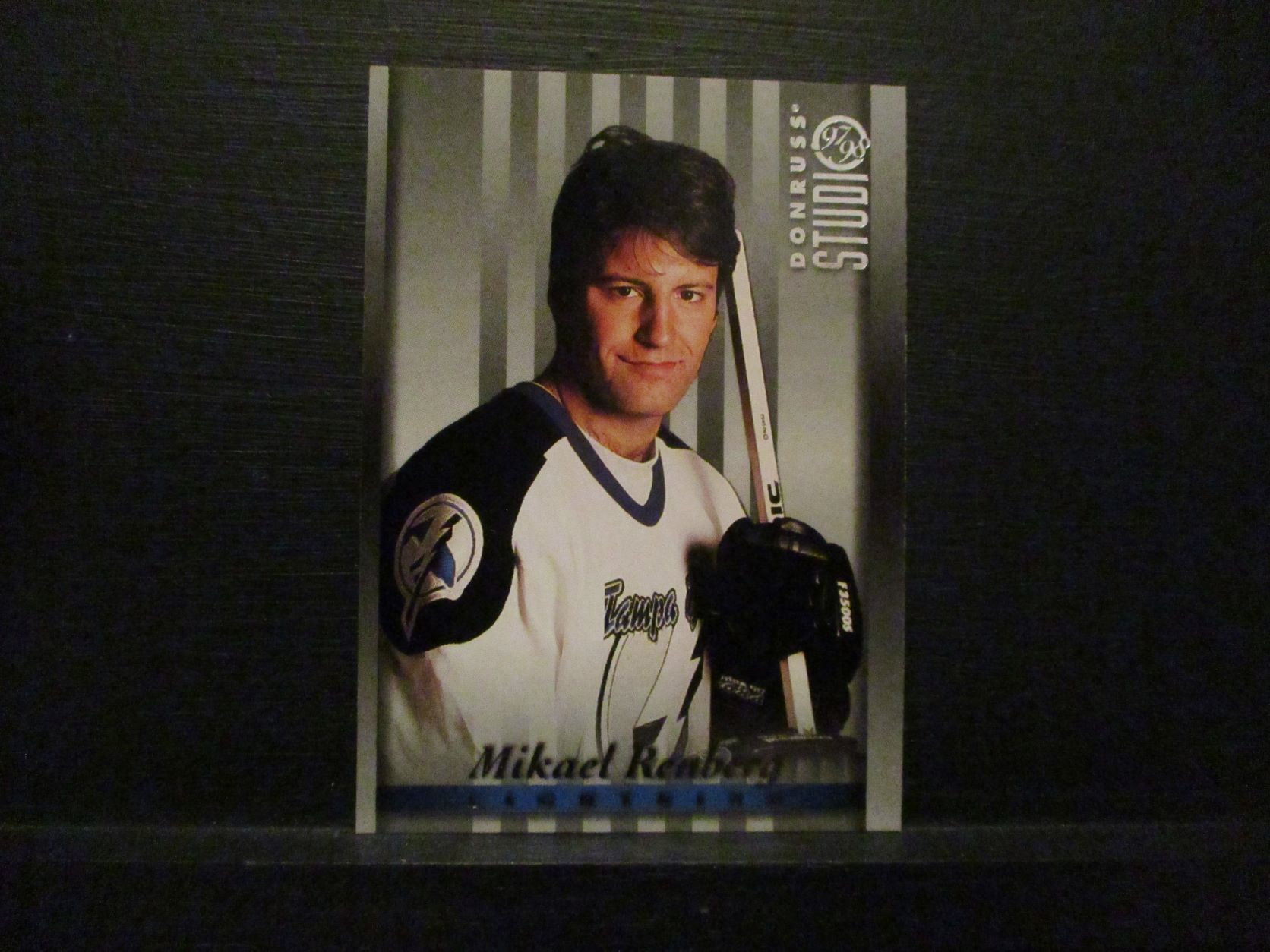 1997 Ice Hockey NFL Trading Cards Single